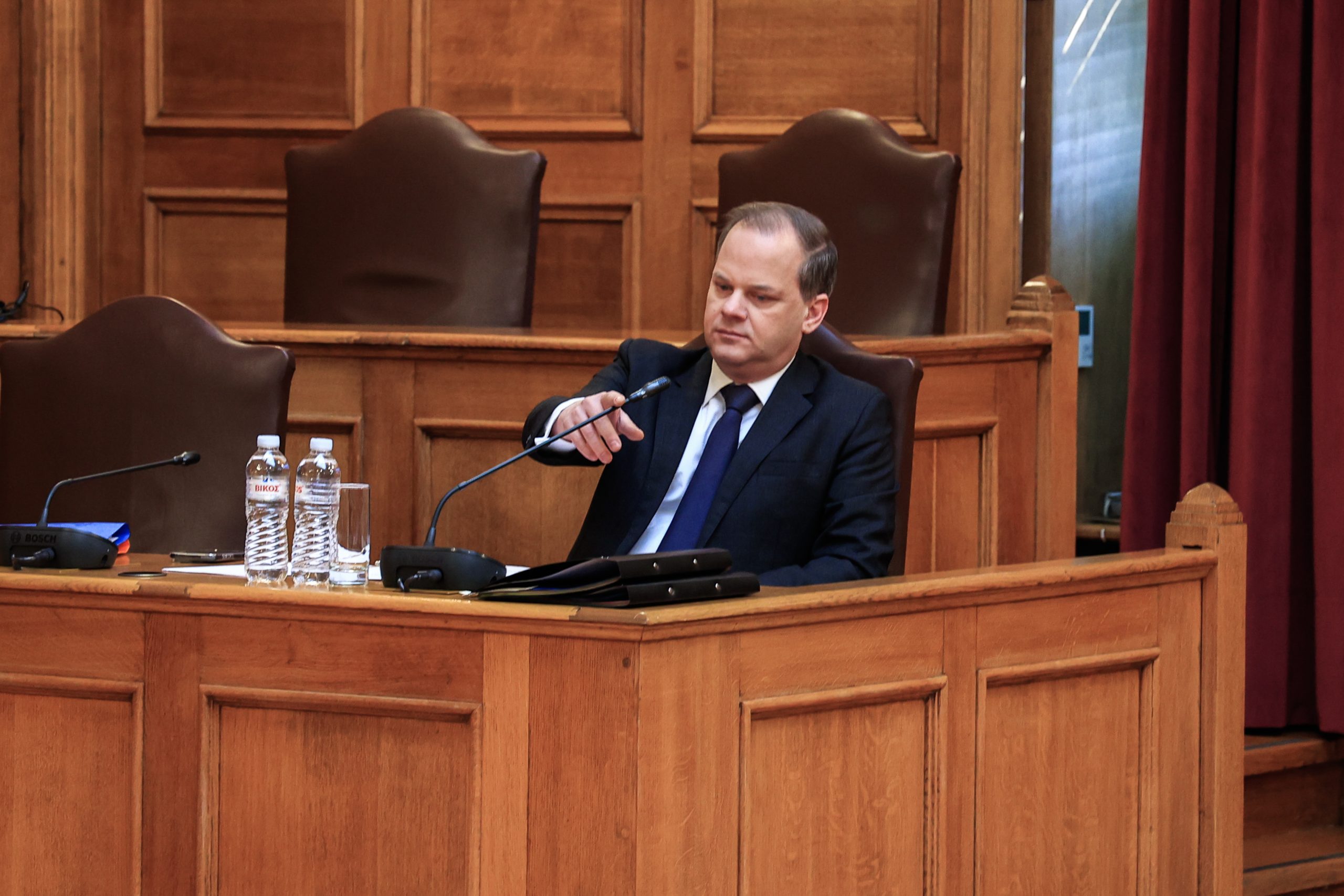 Ο πρώην υπ. Μεταφορών Κ. Καραμανλής κατέθεσε για Τέμπη - fyi.news